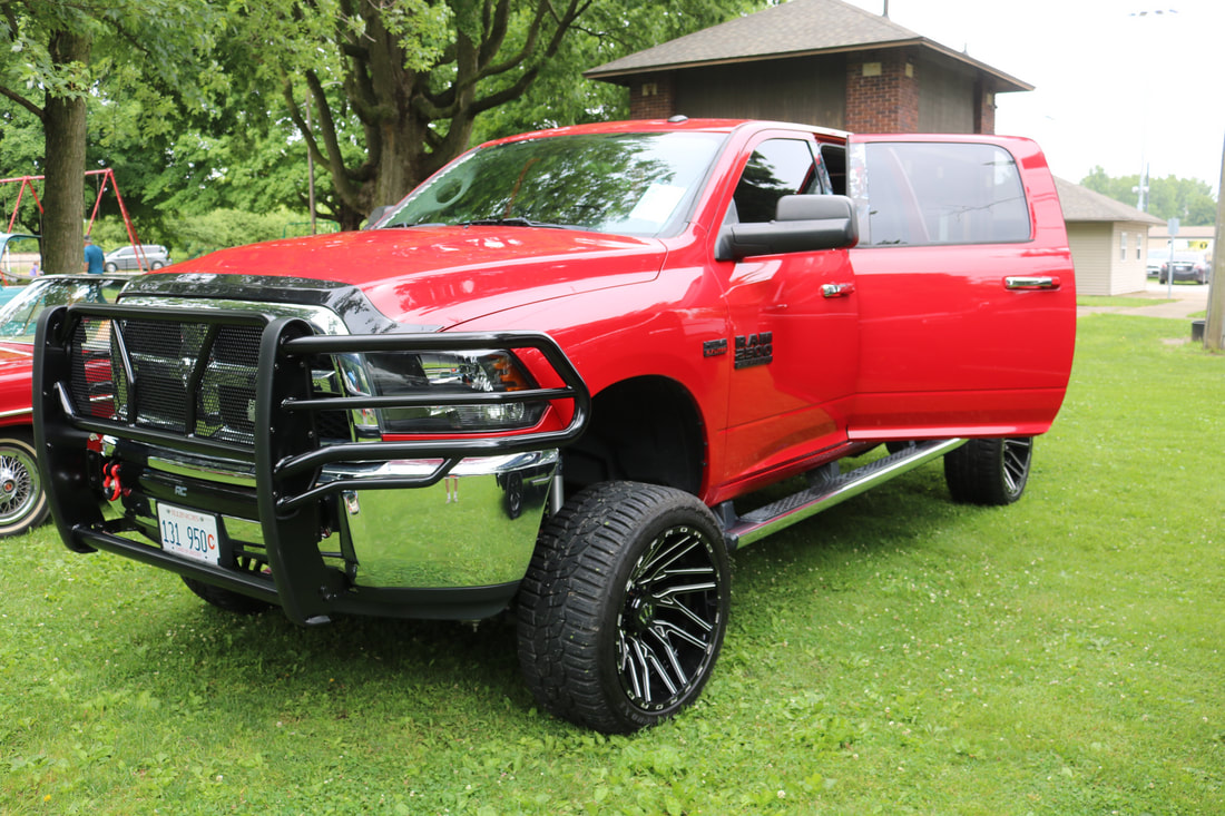 2025 Tuscola Show - CHAMPAIGN URBANA SUNDOWNERS CAR CLUB LTD.