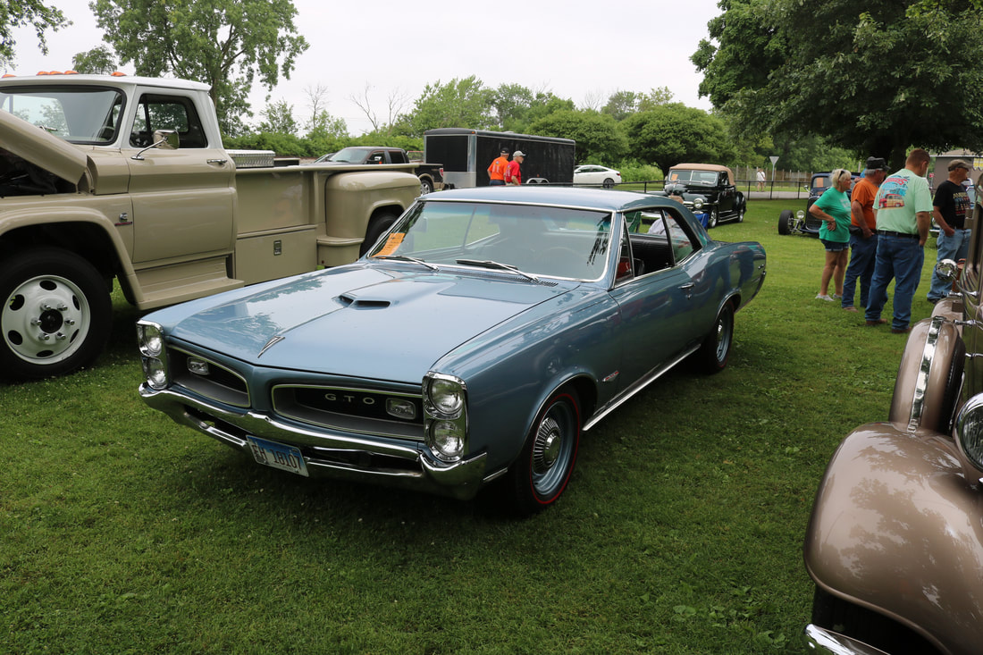 2025 Tuscola Show - CHAMPAIGN URBANA SUNDOWNERS CAR CLUB LTD.